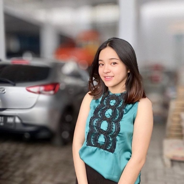 Eca Aura - Biodata, Profil, Fakta, Umur, Agama, Pacar