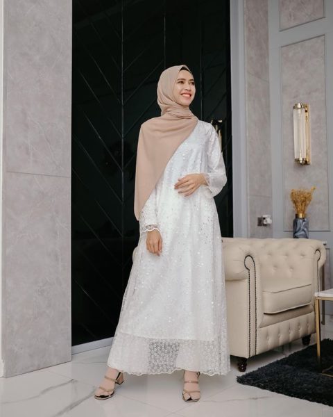 Fatma Sari Zar - Biodata, Profil, Fakta, Umur, Agama, Suami