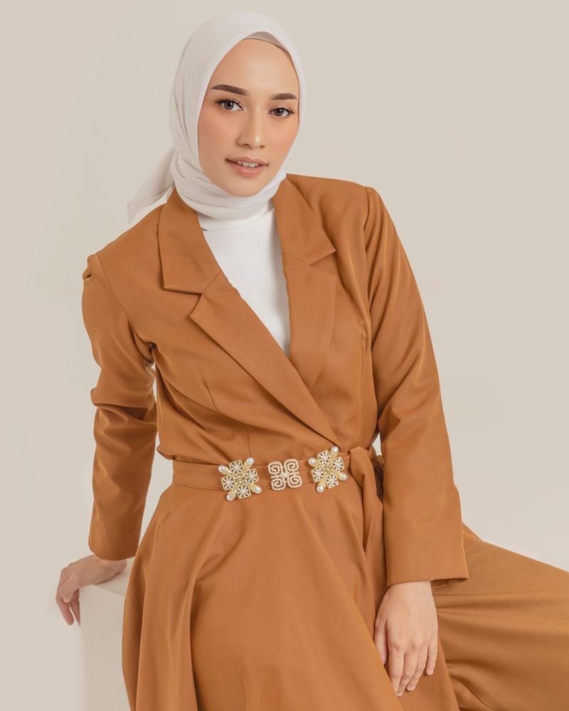 Mega Iskanti - Biodata, Profil, Fakta, Umur, Agama, Suami, Karier