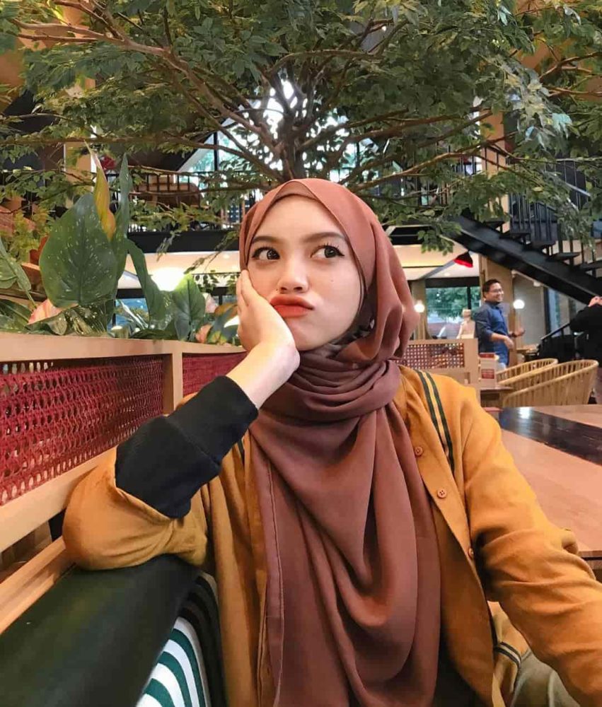 Namira Mamora - Biodata, Profil, Fakta, Umur, Agama, Suami