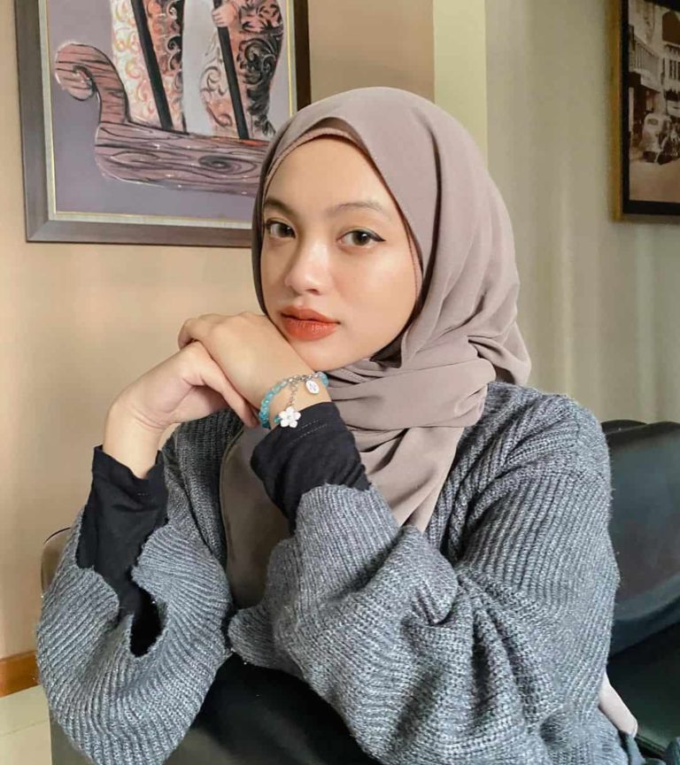 Namira Mamora - Biodata, Profil, Fakta, Umur, Agama, Suami