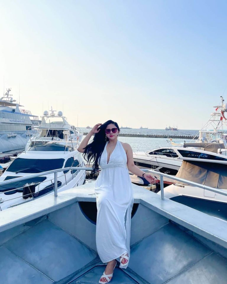 Ririn Velicia - Biodata, Profil, Fakta, Umur, Agama, Pacar, Karier