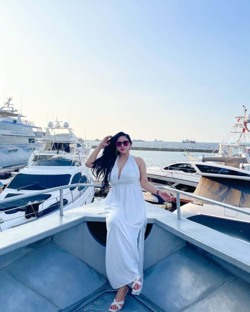 Ririn Velicia - Biodata, Profil, Fakta, Umur, Agama, Pacar, Karier