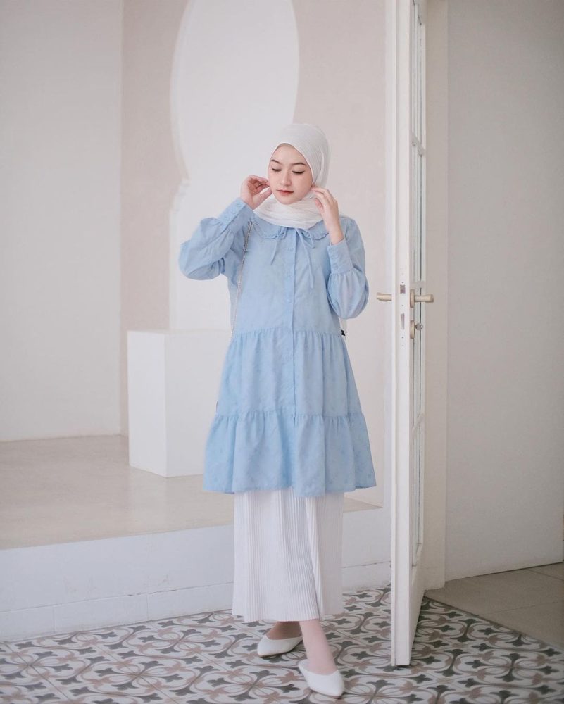 Sari Endah Pratiwi - Biodata, Profil, Fakta, Umur, Agama, Suami