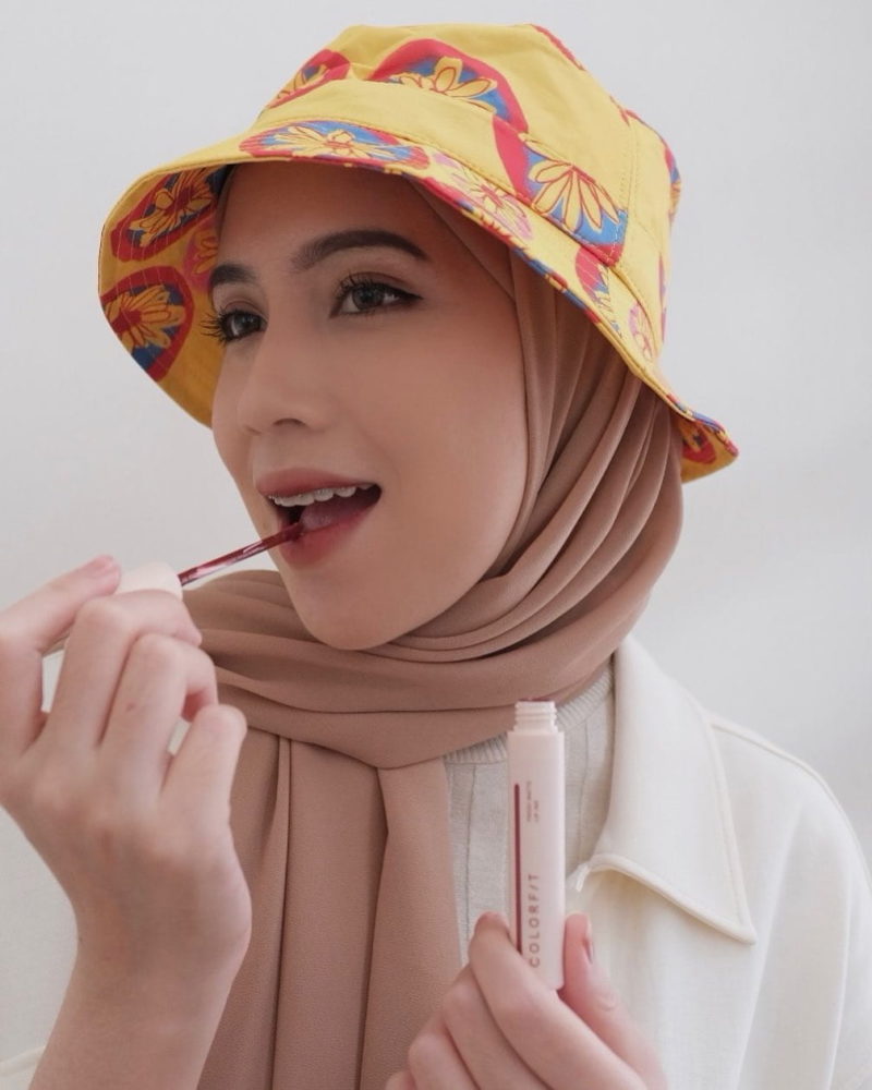 Amelia Elle - Biodata, Profil, Fakta, Umur, Agama, Suami, Karier