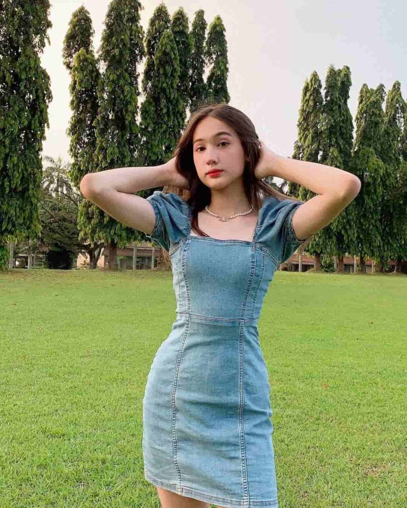 Laura Moane - Biodata, Profil, Fakta, Umur, Agama, Pacar, Film