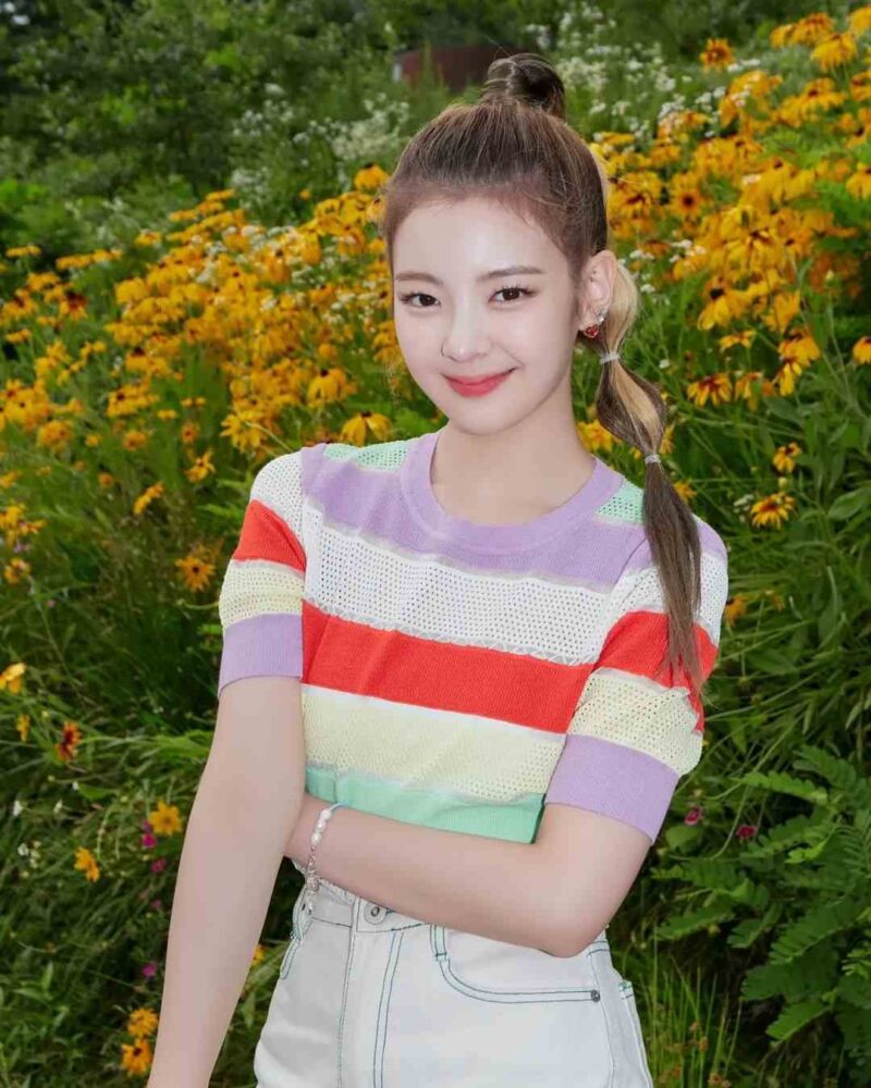 Lia ITZY - Biodata, Profil, Fakta, Umur, Agama, Pacar, Karier