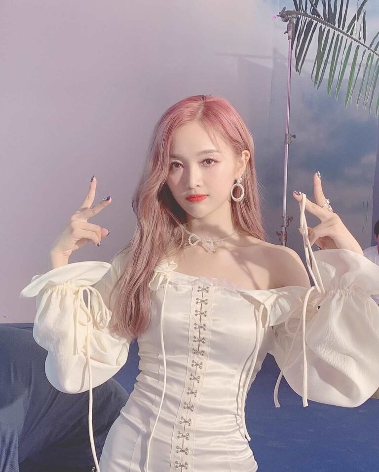 Xuan Yi WJSN - Biodata, Profil, Fakta, Umur, Agama, Pacar, Drama, Karier