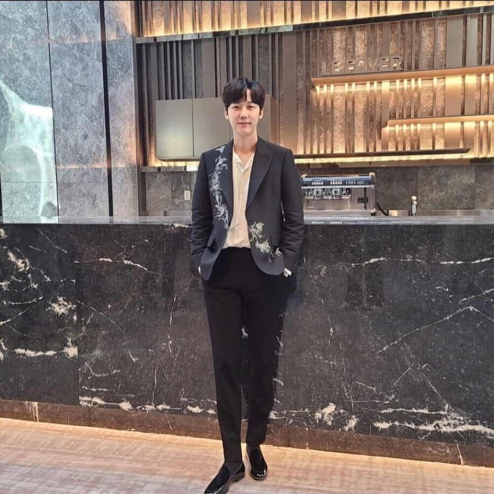 Yoon Jong Hoon - Biodata, Profil, Fakta, Umur, Agama, Pacar, Drama, Film