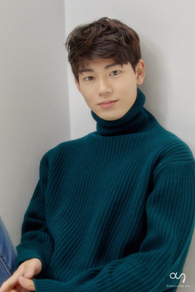 Bae Hyun Sung - Biodata, Profil, Fakta, Umur, Agama, Pacar, Drama, Film