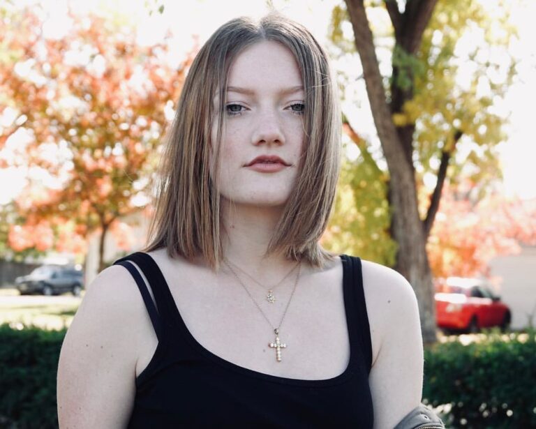 Elyssa Joy - Biodata, Profil, Fakta, Umur, Agama, Suami, Karier