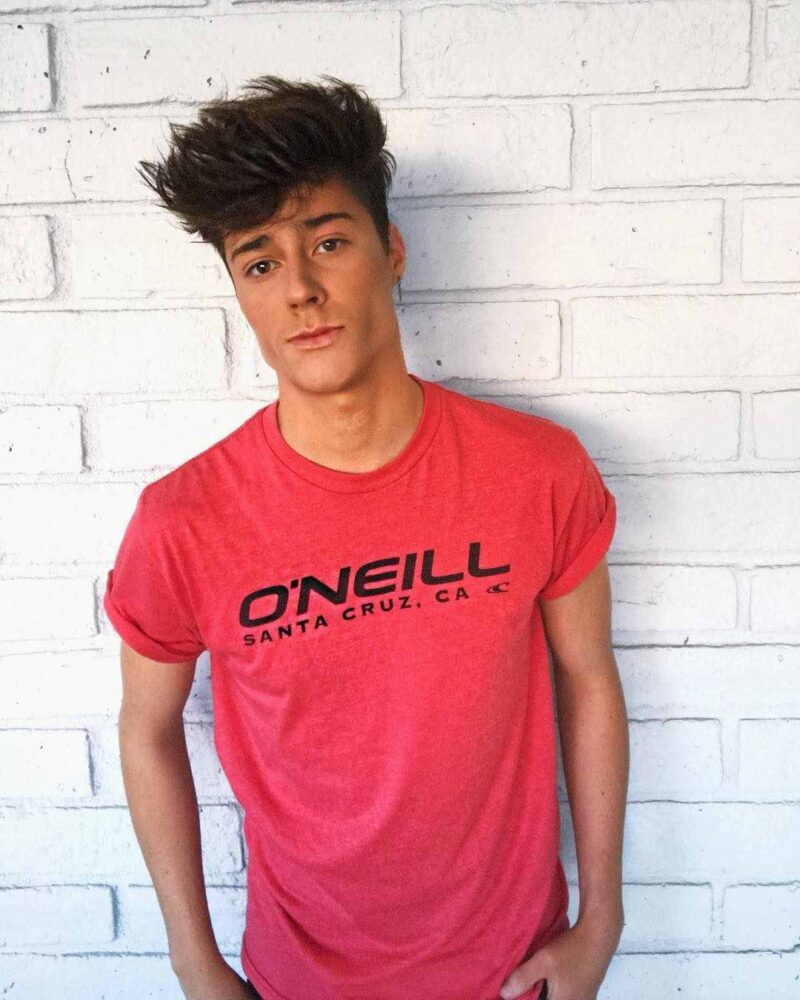 Sebastian Bails - Biodata, Profil, Fakta, Umur, Agama, Pacar, Karier