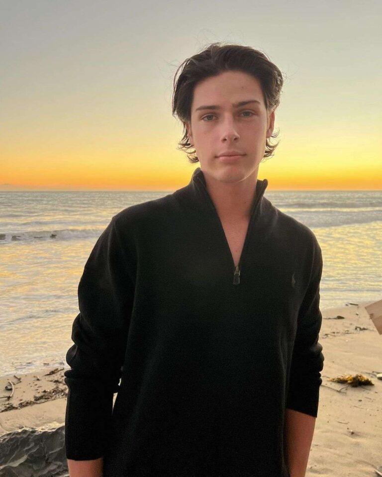 Blake Gray - Biodata, Profil, Fakta, Umur, Agama, Pacar, Karier