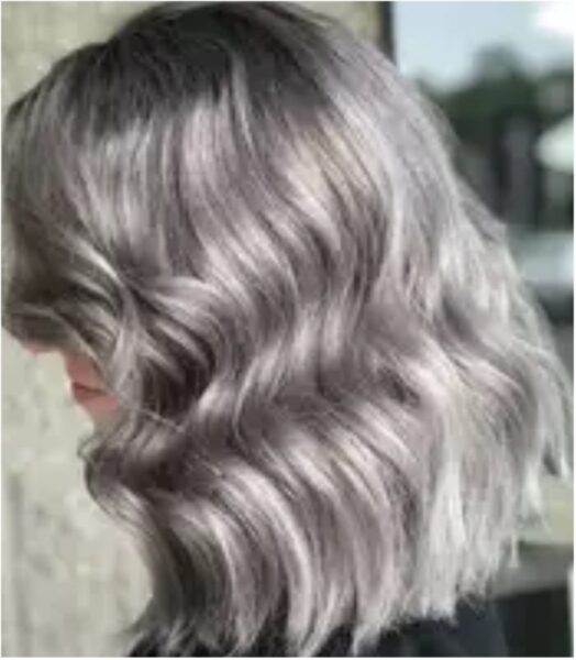10 Inspirasi Warna Rambut Ash Grey untuk Cewek - Dailysia