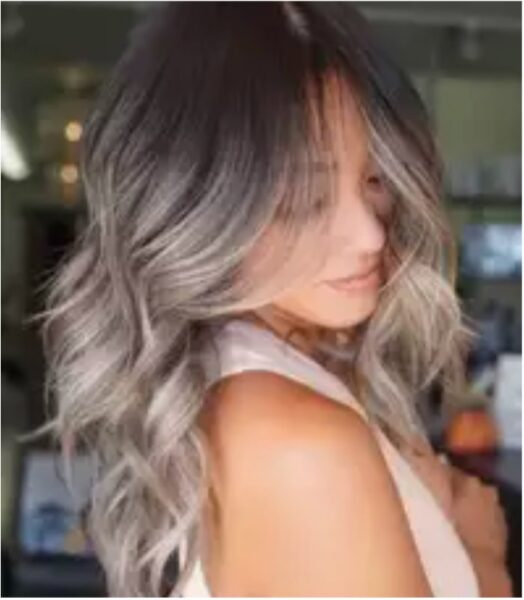 10 Inspirasi Warna Rambut Ash Grey untuk Cewek - Dailysia