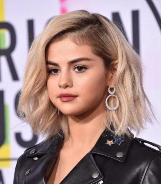 14 Model Rambut Layer Sebahu untuk Wanita, Cantik dan Lucu