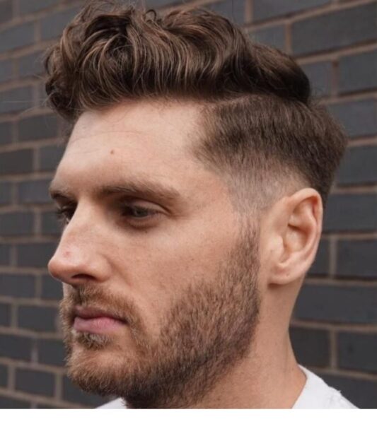 14 Cukuran Rambut Ikal Pria, Klasik dan Keren - Dailysia