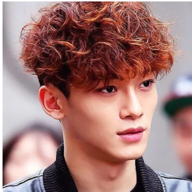 10 Model Rambut Two Block Haircut ala Pria Korea - Dailysia