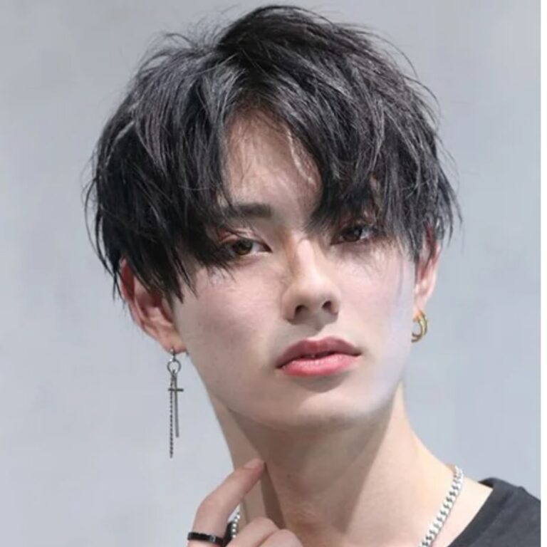 10 Model Rambut Two Block Haircut ala Pria Korea - Dailysia