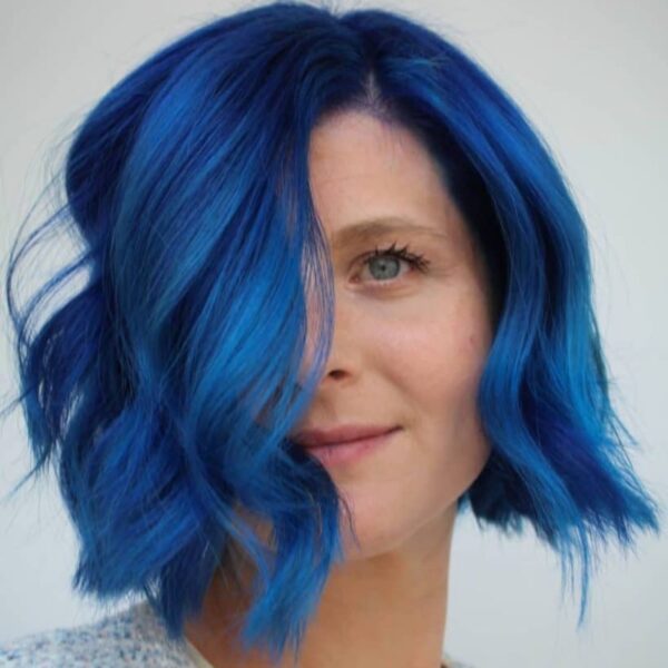 14 Warna Rambut Biru Pendek, Keren & Unik - Dailysia
