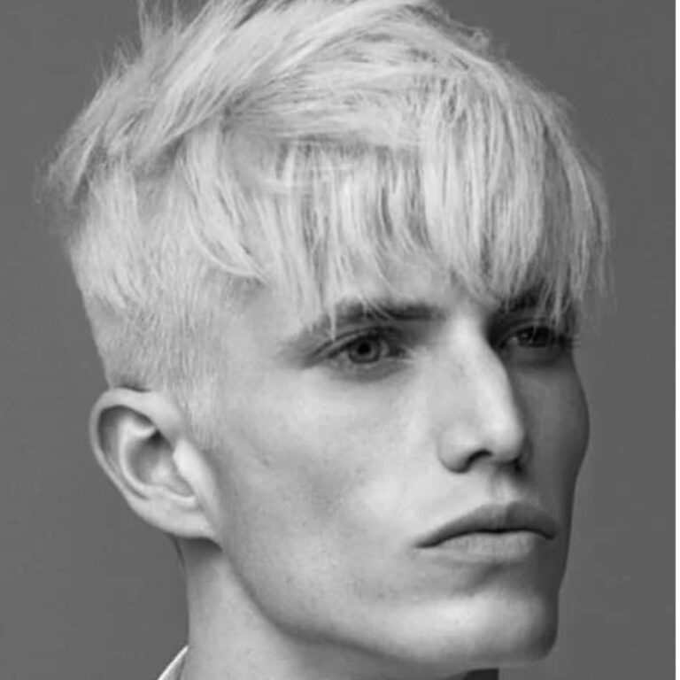 10 Model Rambut Two Block Haircut ala Pria Korea - Dailysia