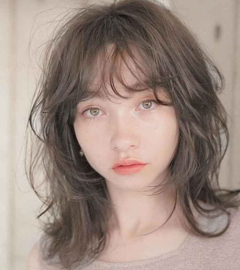 10 Inspirasi Rambut Wolf Cut untuk Wanita, Unik dan Menarik