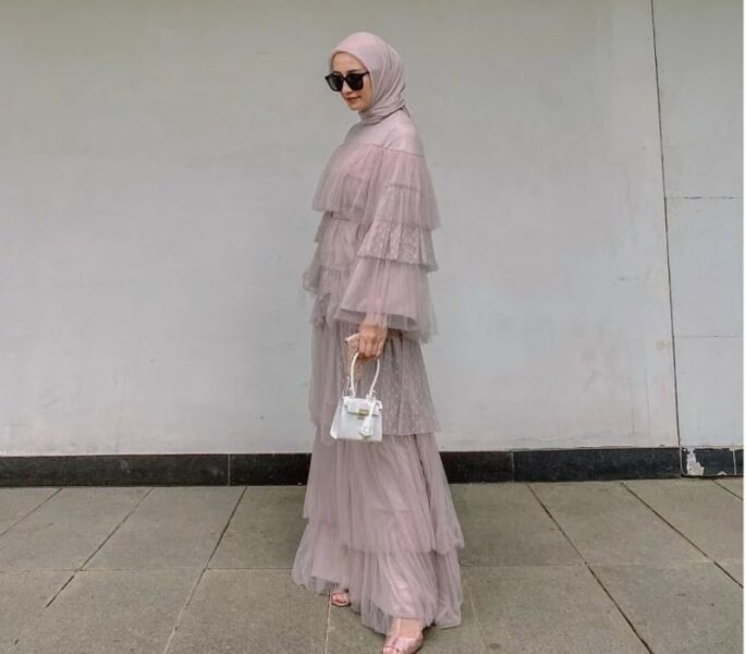 13 Model Baju Pesta Simple Elegan, Bisa Jadi Inspirasi