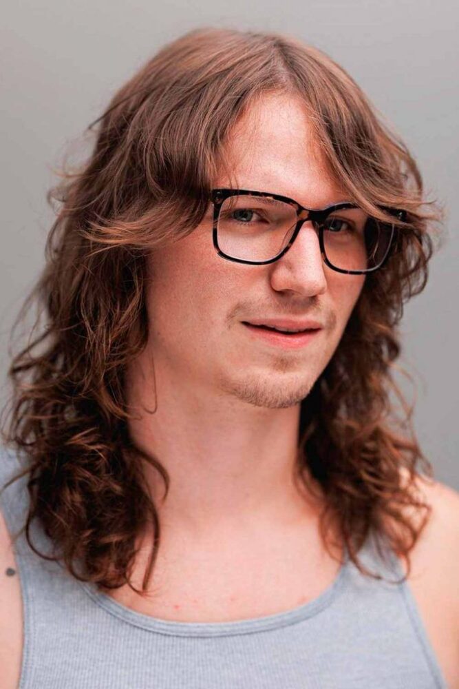 13 Model Rambut Panjang Cowok, Cakep dan Seksi - Dailysia