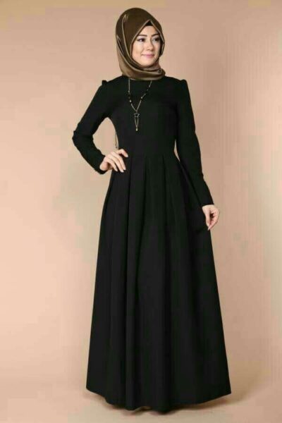 17 Warna Jilbab yang Cocok dengan Gamis Hitam - Dailysia