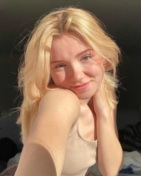 Alyth Ross - Biodata, Profil, Fakta, Umur, Agama, Pacar, Serial