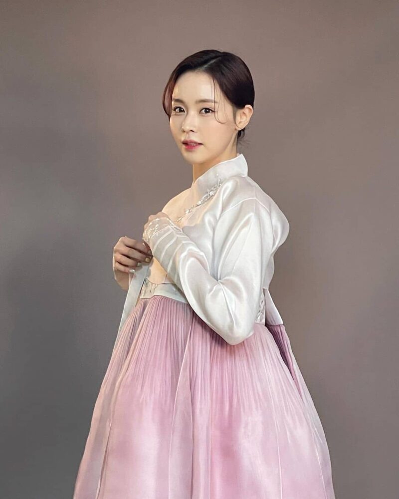 Choi Yoon Ra - Biodata, Profil, Fakta, Umur, Agama, Pacar, Film