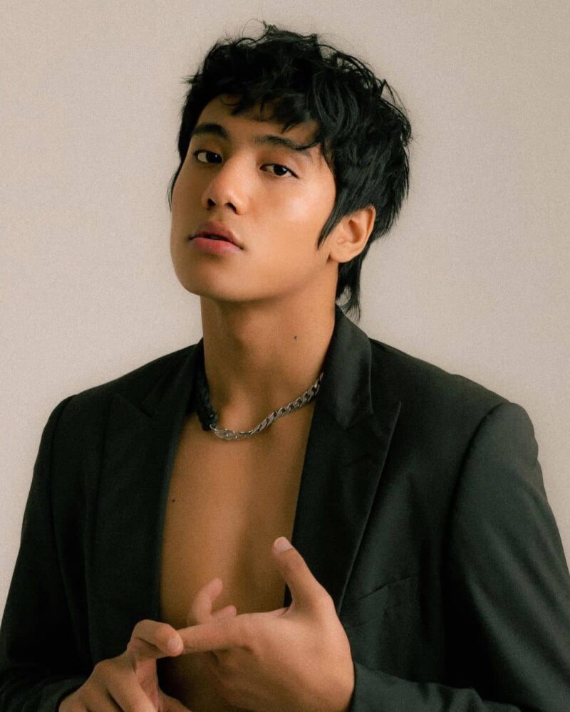 Nicholas Calame - Biodata, Profil, Fakta, Umur, Agama, Pacar