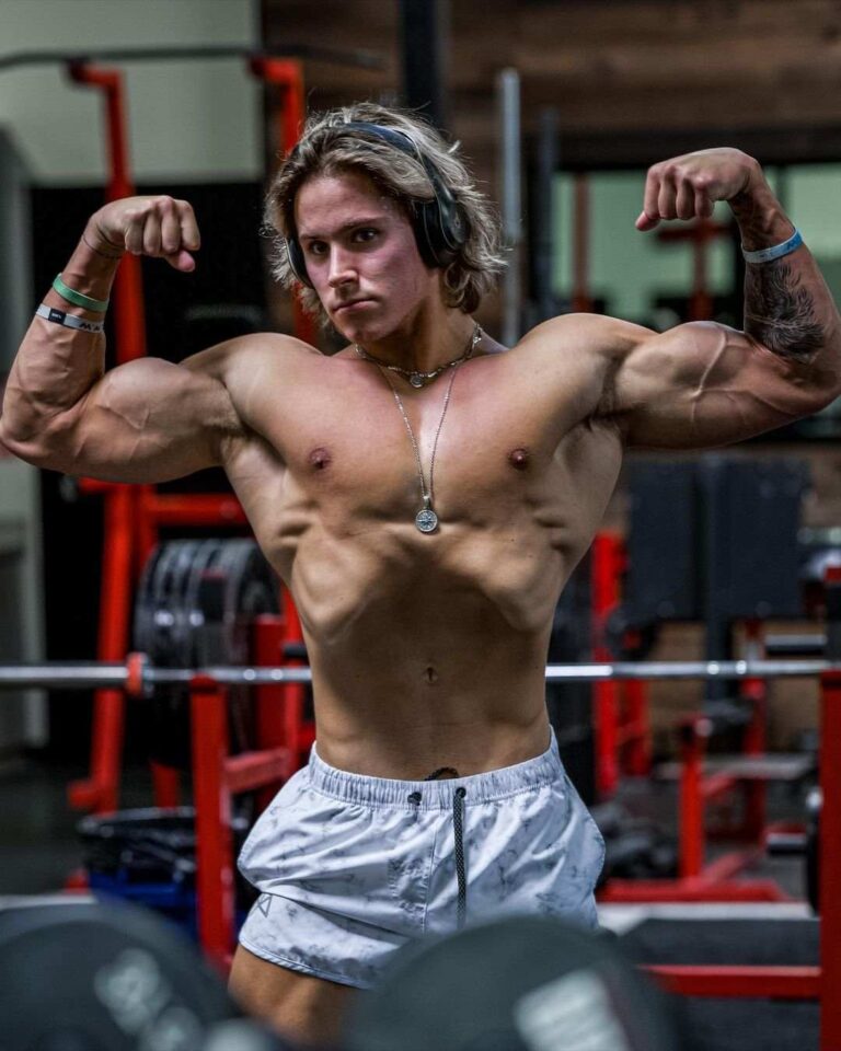 Alex Eubank - Biodata, Profil, Fakta, Umur, Agama, Pacar