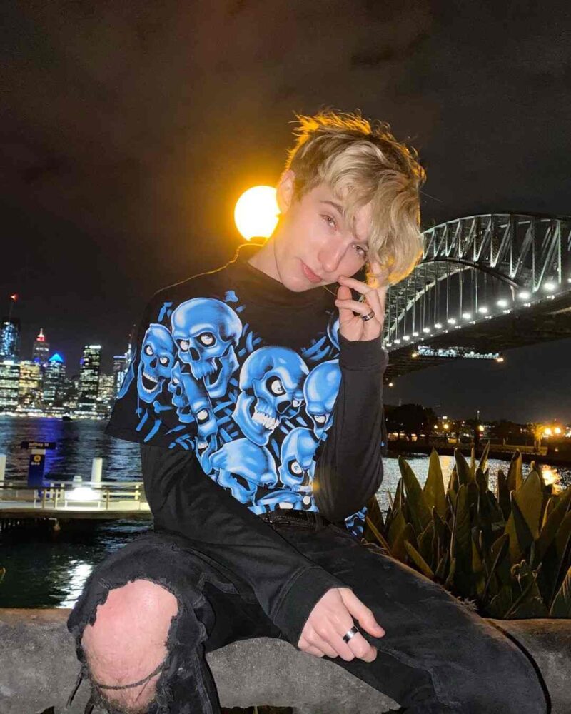 Ash Magic - Biodata, Profil, Fakta, Umur, Agama, Pacar, Serial