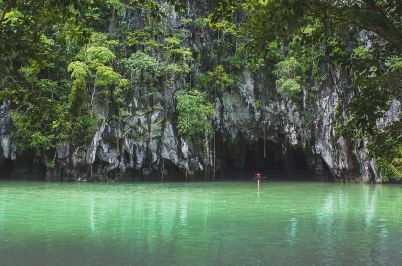 Tempat Wisata Alam Filipina yang Menawan