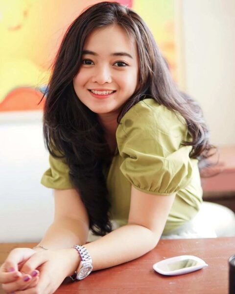 Trisna Anggraini - Biodata, Profil, Fakta, Umur, Agama, Pacar, Film