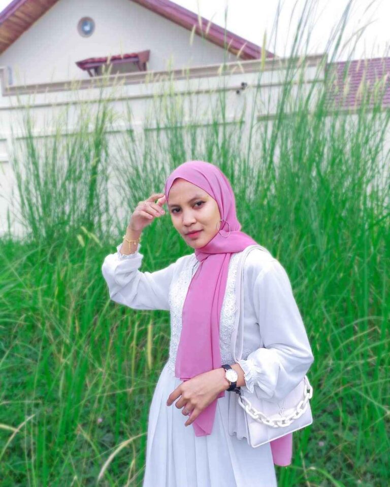 Mama Abil - Biodata, Profil, Fakta, Umur, Agama, Suami, Karier