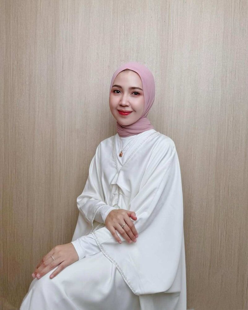 Vivi Mamonto - Biodata, Profil, Fakta, Umur, Agama, Suami, Karier