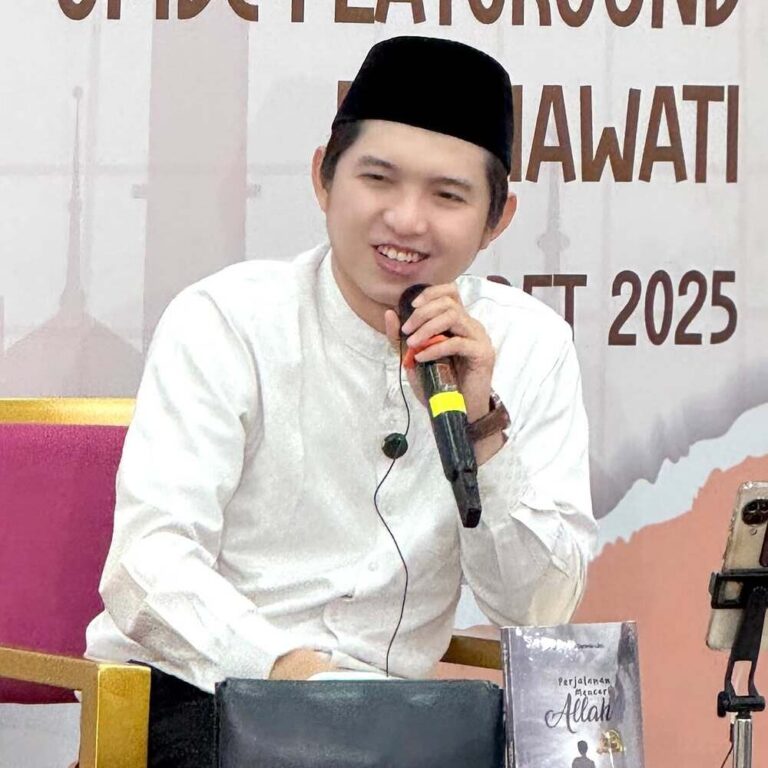 Dennis Lim - Biodata, Profil, Fakta, Umur, Agama, Istri, Karier